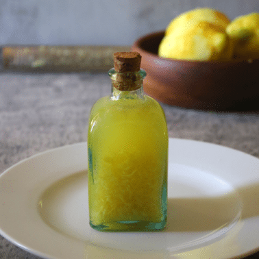 DIY Lemon Extract - The Coconut Mama