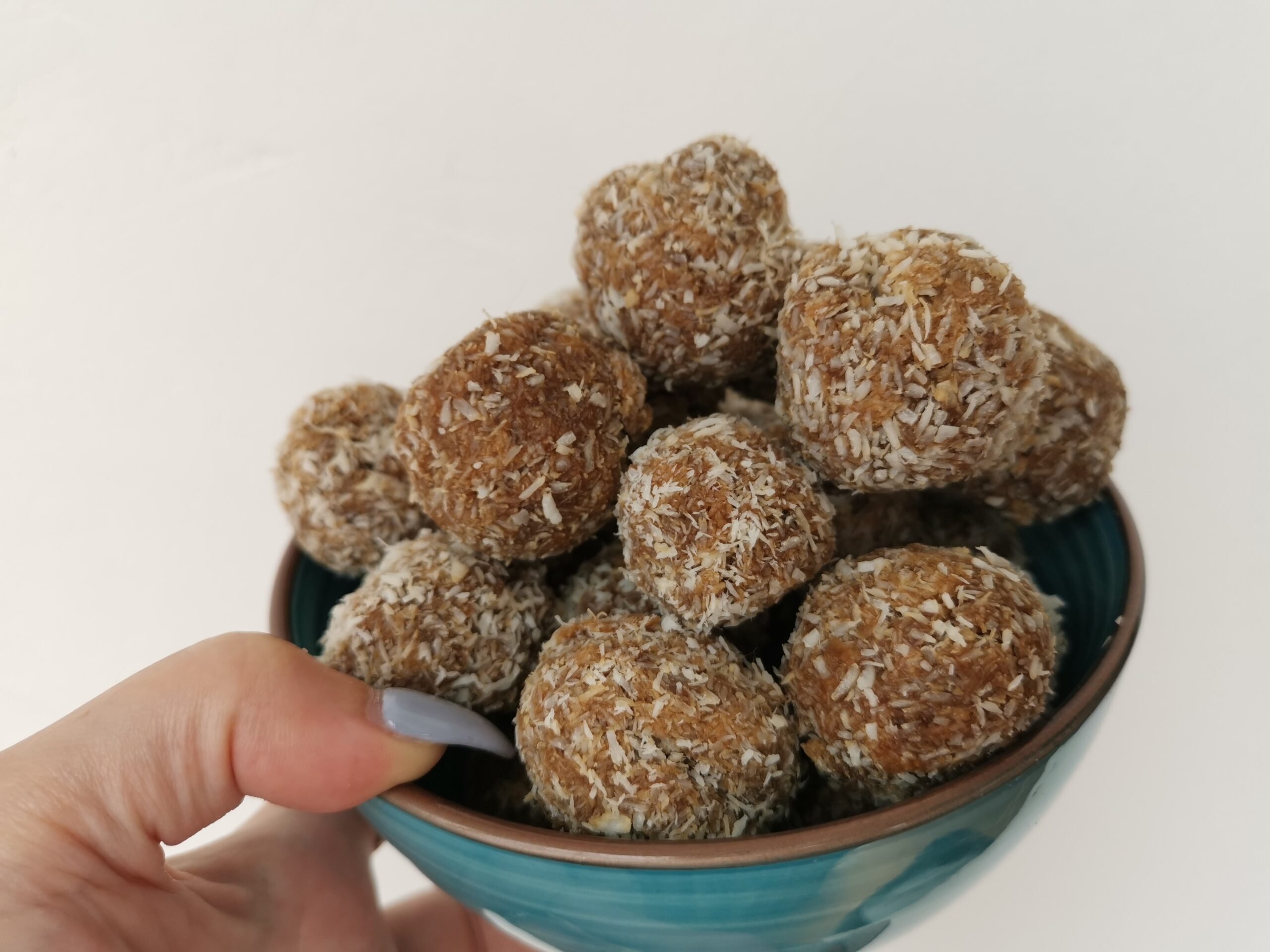 Jamaican Coconut Balls (Coconut Drop Inspired!) - The Coconut Mama