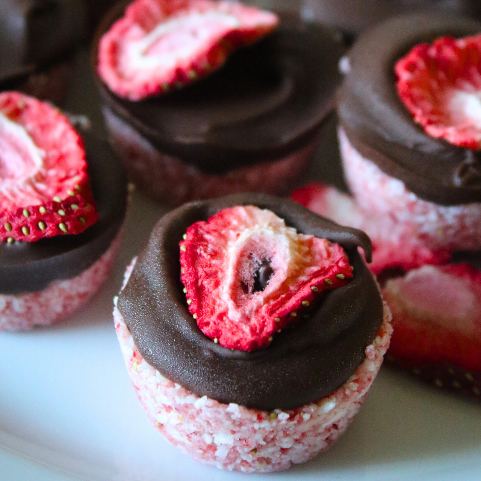 Strawberry Coconut Bars - The Coconut Mama