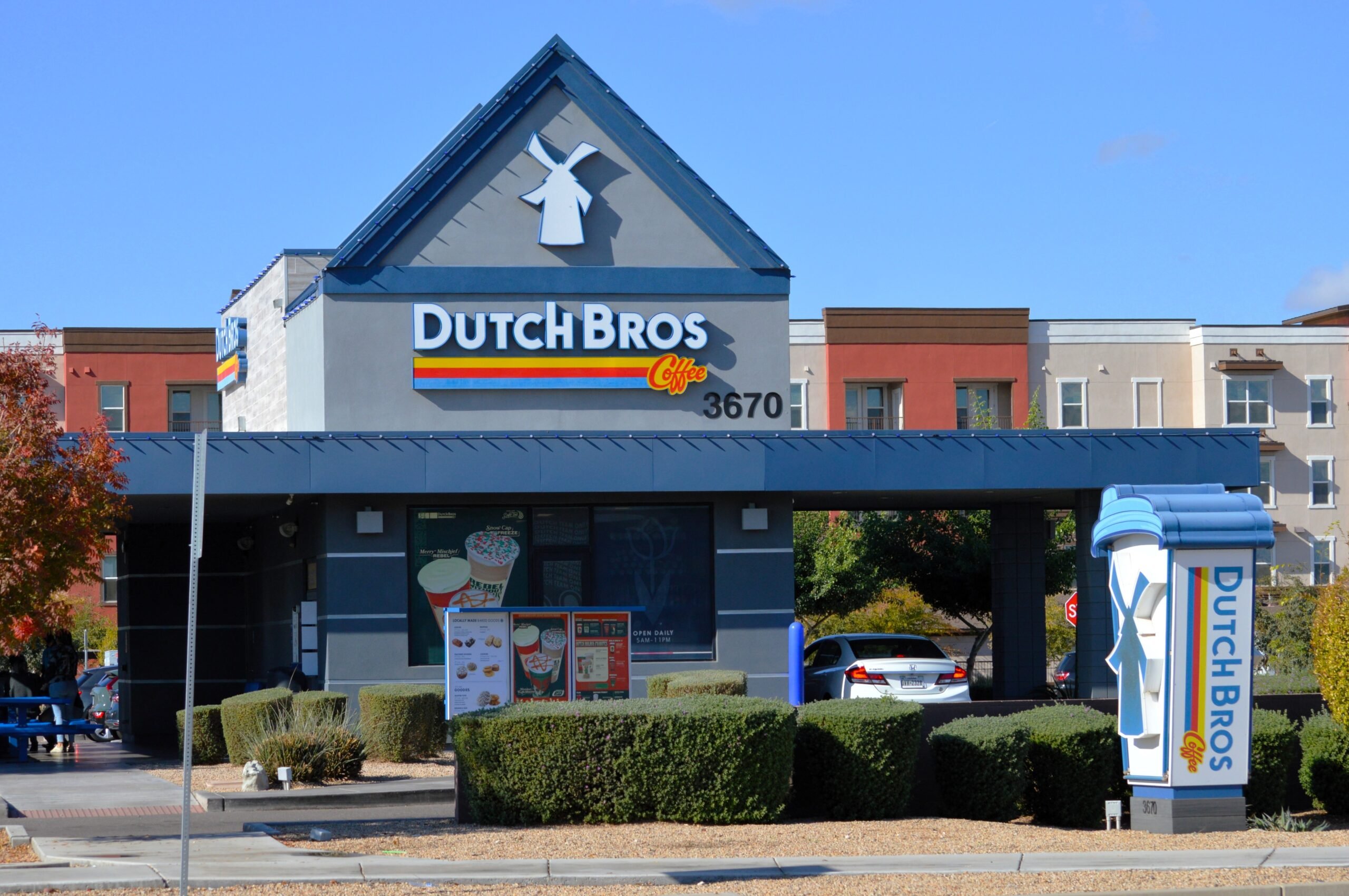 Oregon-based Dutch Bros just went full breakfast mode — and it could ...