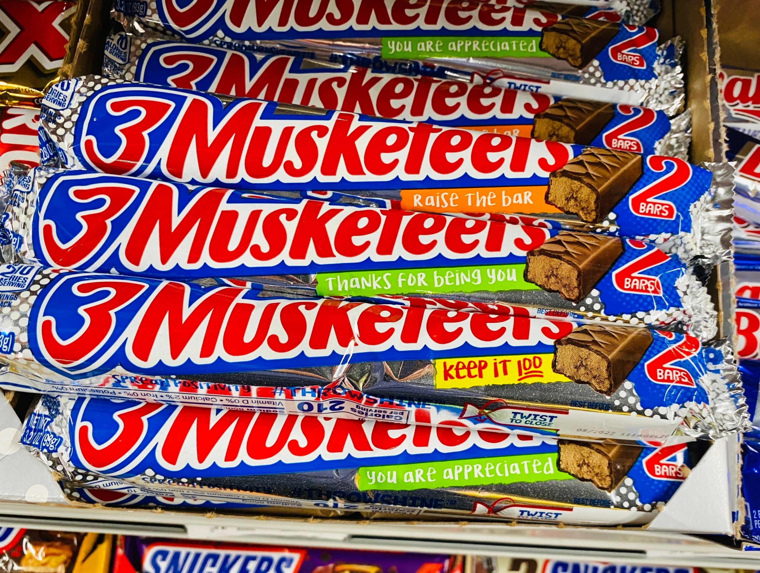 Forget Snickers, Here Are 8 Better Candy Bars - The Coconut Mama