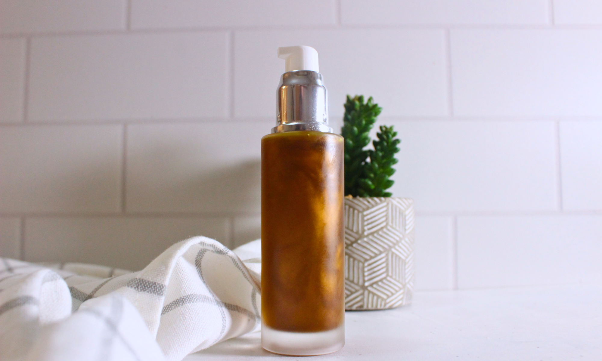 DIY Tanning Oil - The Coconut Mama