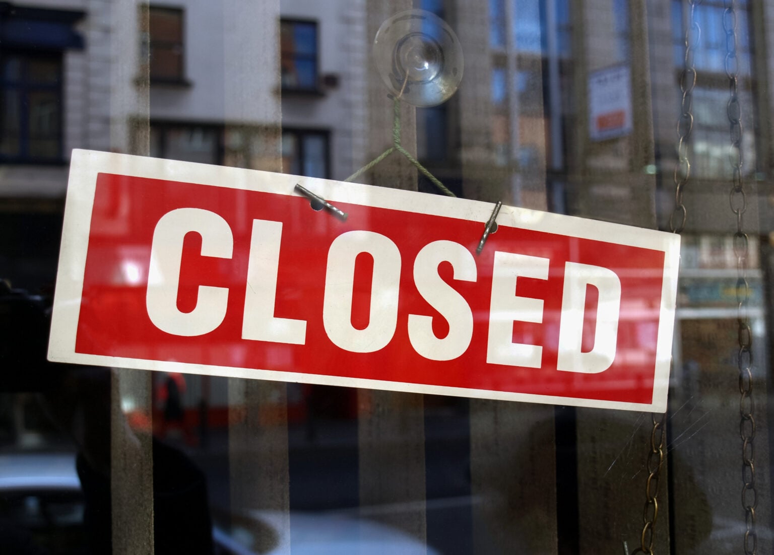 Beloved restaurant chain shuts down two Florida locations after nearly ...