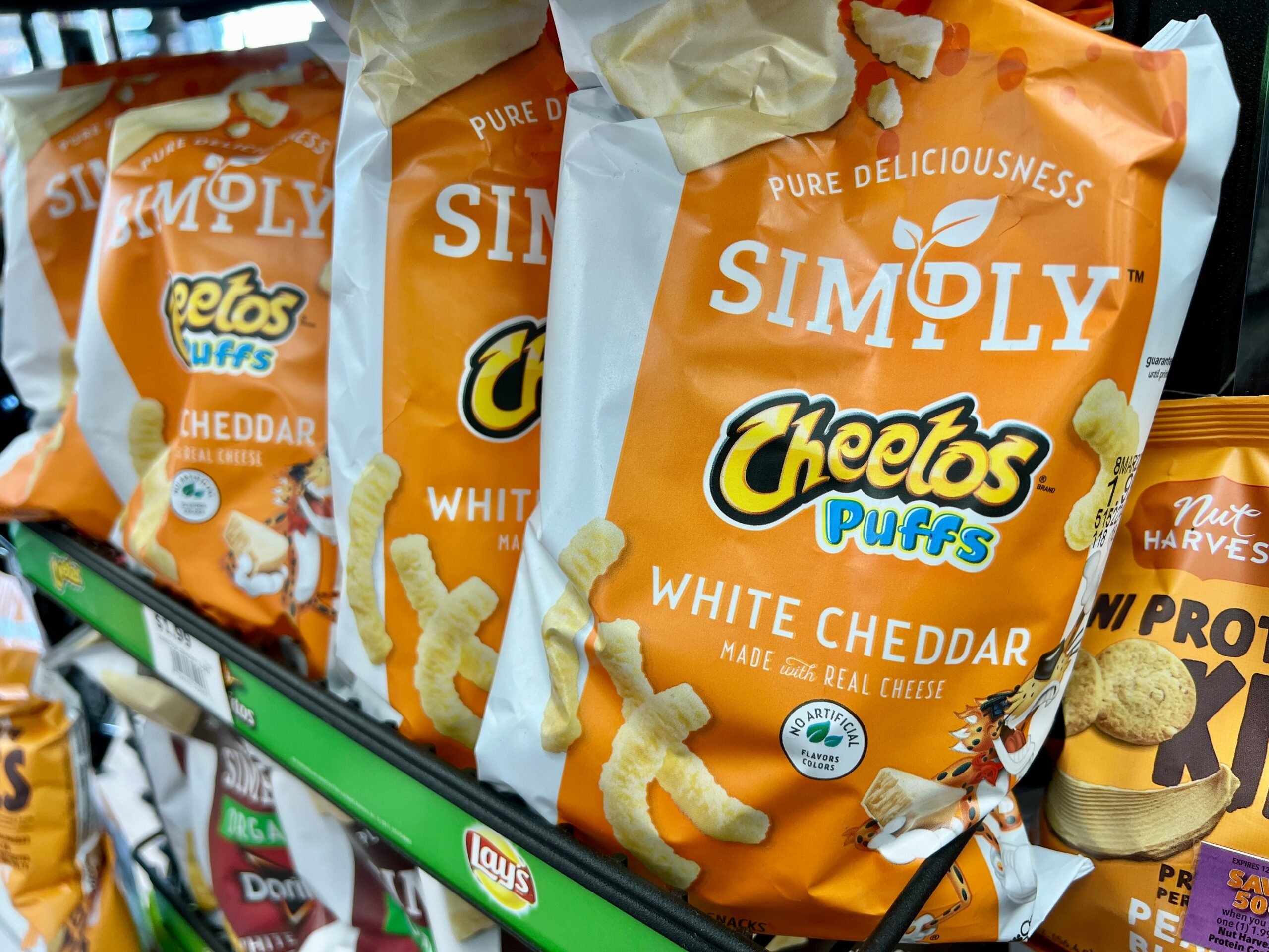 Cheetos Forced to Change Recipe After 77 Years to Avoid FDA Ban - The ...